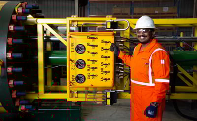 Pipeline Isolation Services, Hot Tapping, Line Plugging & Testing