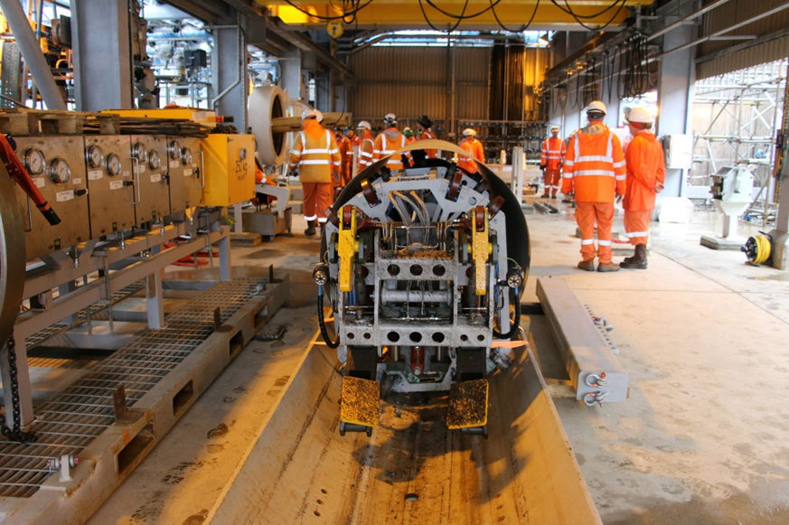 Pig Launch Tray Recovery Tool, Pressurised Pipeline, Onshore Terminal